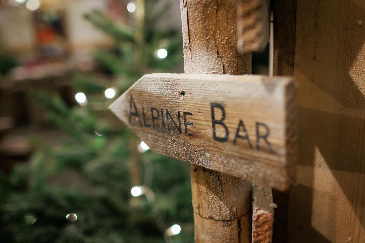Alpine Bar - Crown Hotel Blandford